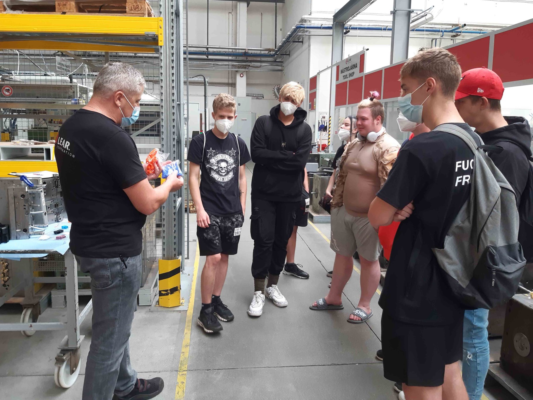 Návštěva firmy Lear ve Vyškově, 15. 9. 2021 | Fotogalerie - SŠP Vyškov